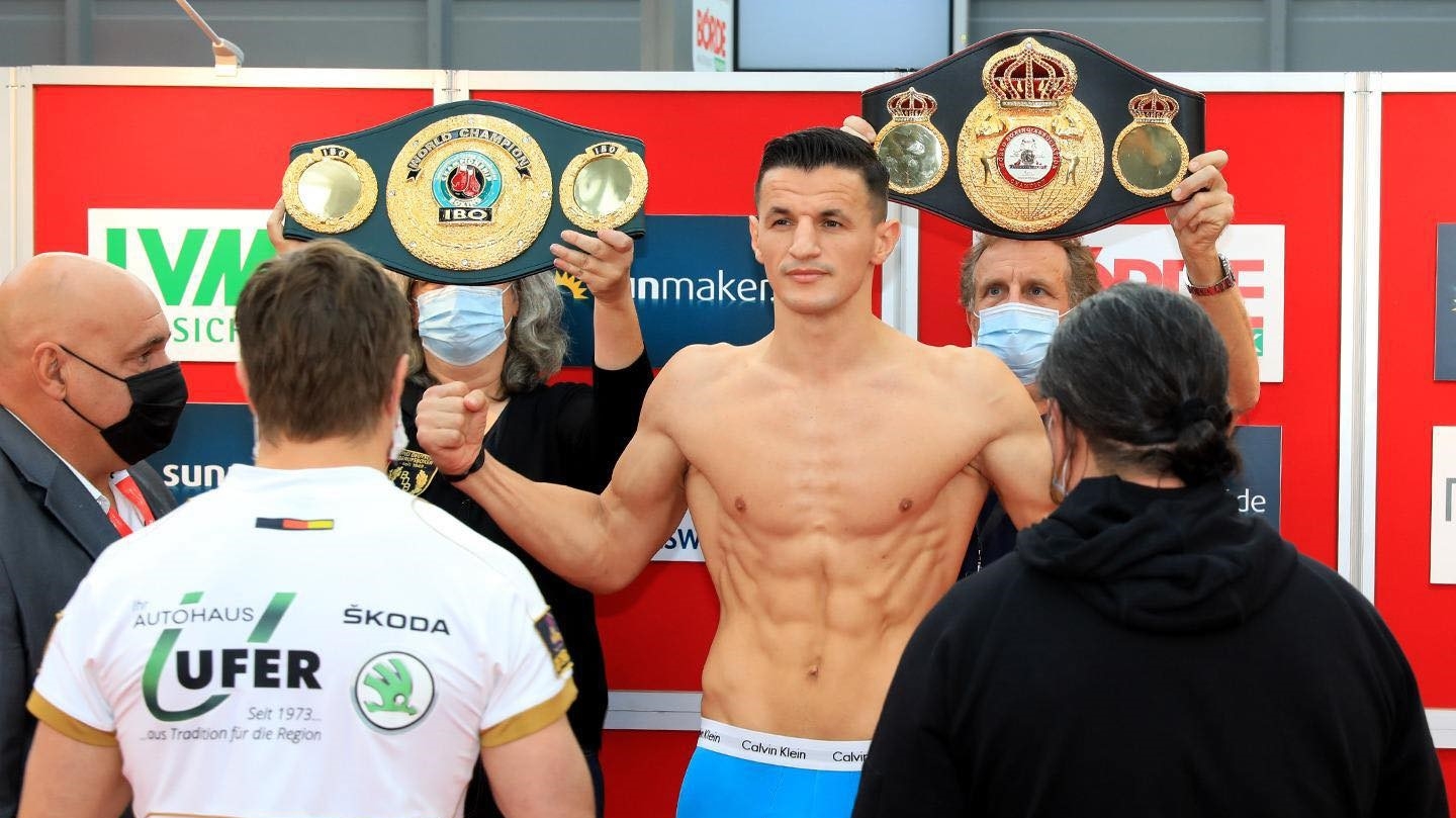 Albanian boxer crowned WBA light heavyweight champion - Euronews Albania