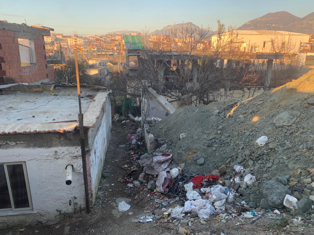 Tirana Riverside built upon ambiguity about fate of local Roma ...