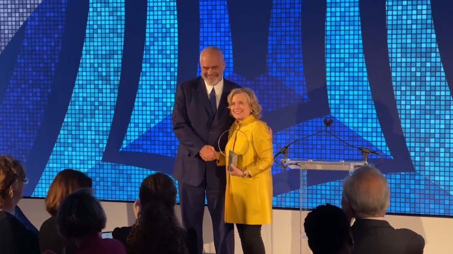 Rama receives award in the U.S. for opening doors to Afghan refugees ...