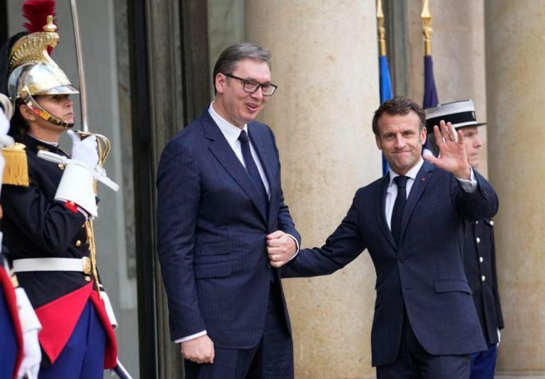 Vucic after meeting with Macron: I don't believe there will be talks ...
