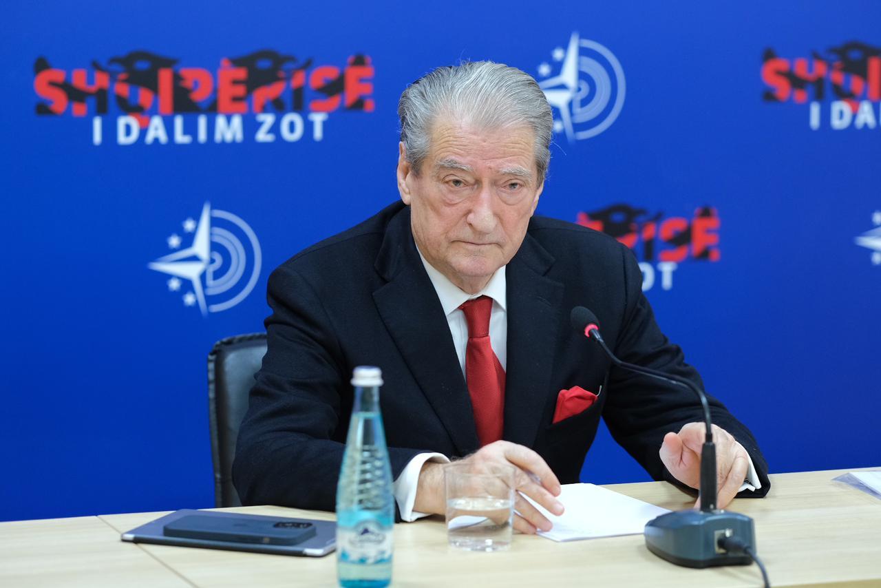 Berisha: Parliament is the epicenter of the revolution that will spread ...