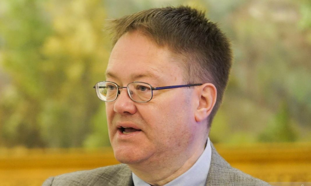 British Ambassador to Kosovo: Government should listen to advice from ...