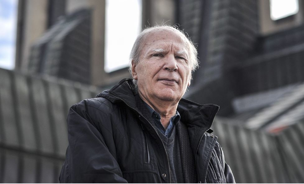 Albanian professor who wrote Declaration of Kosovo Independence passed ...