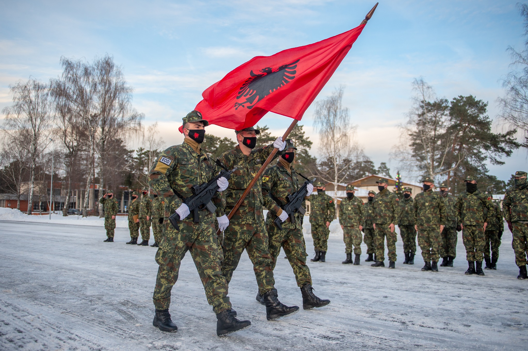 Albania militarizing, over 2000 reservists in training and on standby ...