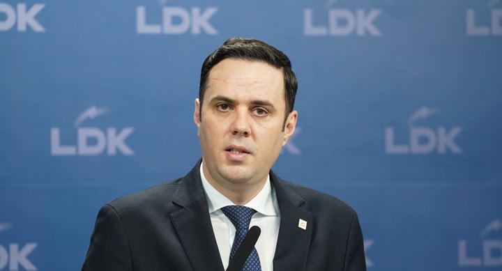 Abdixhiku paralajmëron Kurtin: Kosova nuk mund të ecë pa përkrahjen e ...