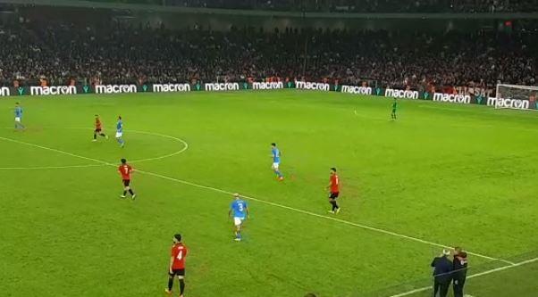 Përfundon pjesa e parë, Shqipëria pëson dy gola të shpejtë nga Italia ...