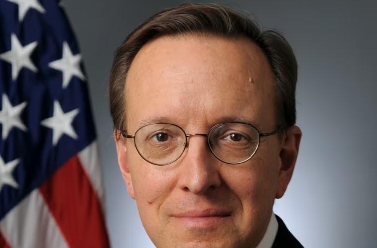 Biden nominon David J. Kostelancik për postin e ambasadorit të ...