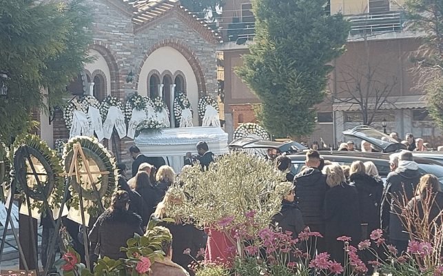 I jepet lamtumira policit dhe të birit në Greqi, historia e trishtë e ...