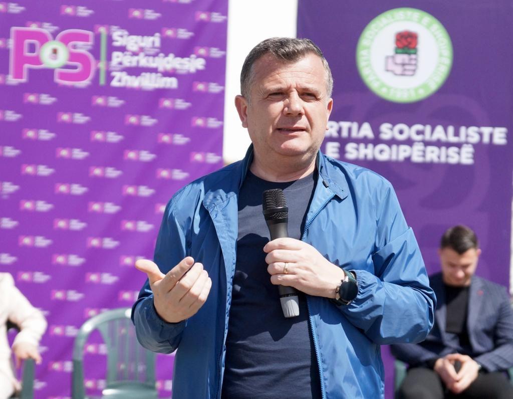 Balla takim me të rinjtë në: Ndërtojeni Europën në vendin tuaj