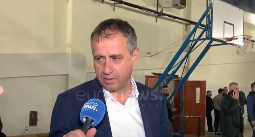 Pashk Gjoni ndjek numërimin në Lezhë: Jam fitues! - Euronews Albania