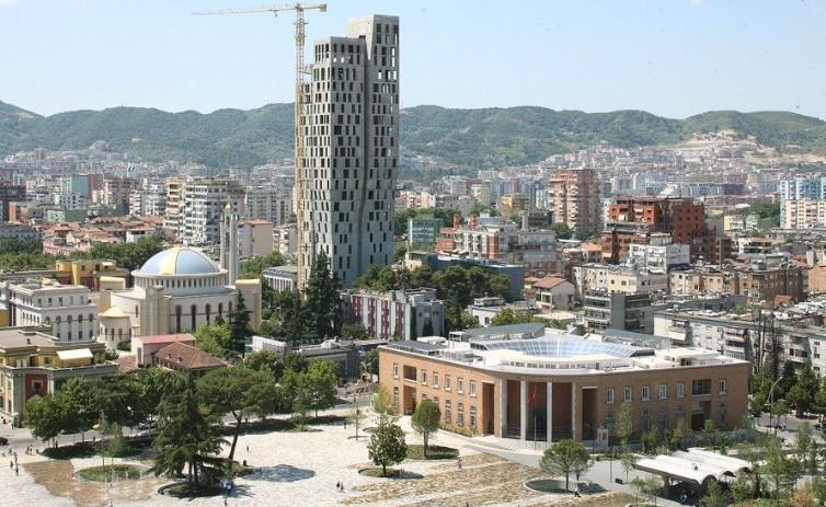Ndërtimi rriti ekonominë në vend, por nuk ndikoi në shtimin e punësimit
