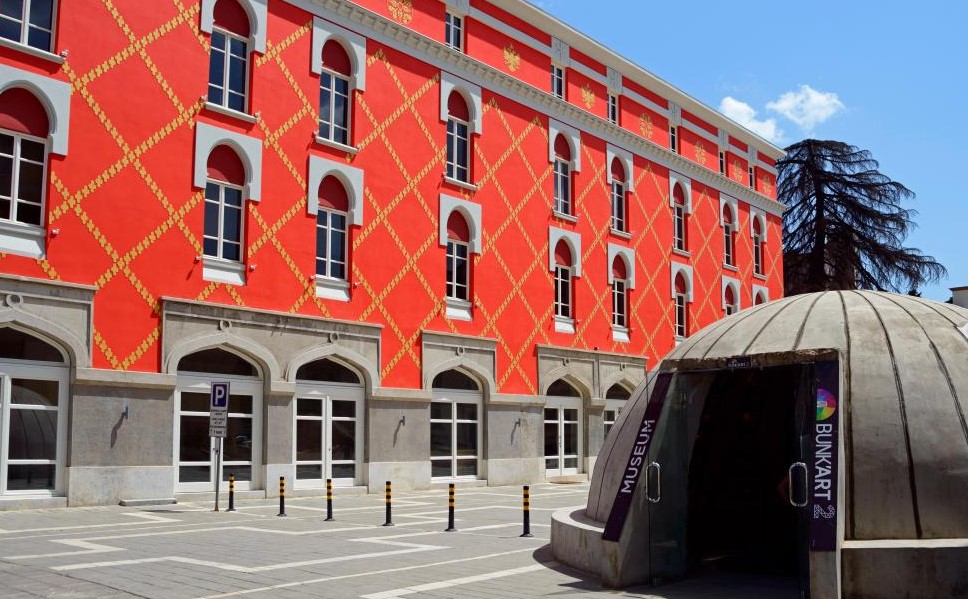 The Times: Tirana dikur qyteti i harruar ballkanik, sot oferta më e ...