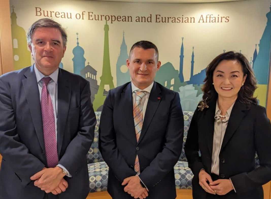 “Mbështesim reformën, askush mbi ligjin”- Jim’o Brien takohet me Dumanin