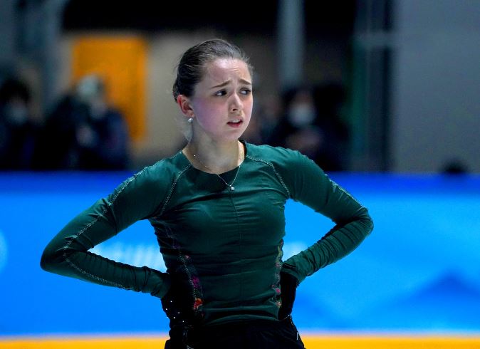 Rusja Valieva pezullohet nga patinazhi për doping, humb medaljen e artë