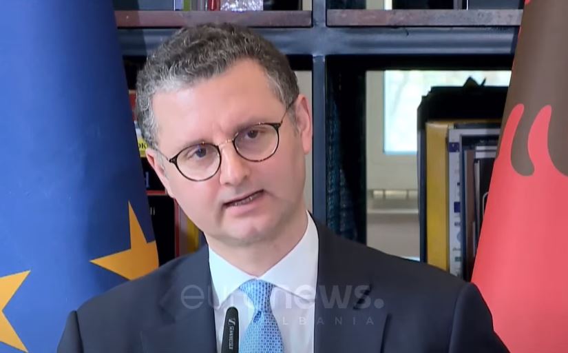 Ervin Mete për lojërat e fatit: Formalizimi, qasja më efektive