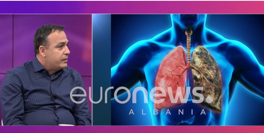 Toksikologu: Duhani elektronik është më i dëmshmëm se cigarja normale