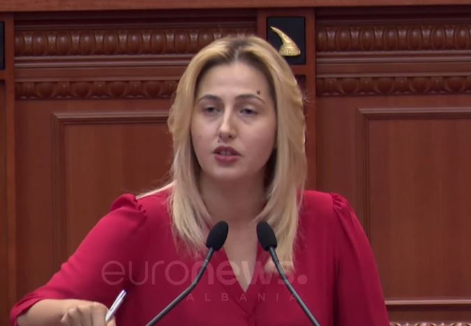 Interpelanca me ministrin Gonxhja, Ina Zhupa