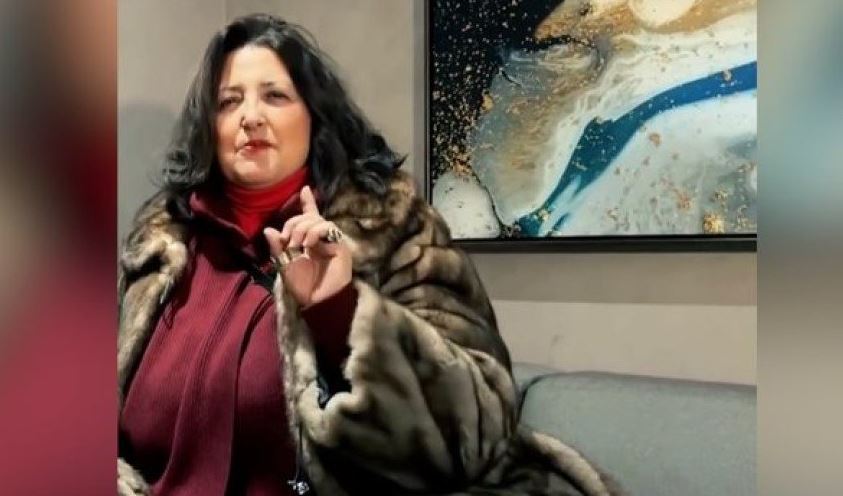 Parashqevi Simaku shtrohet në Psikiatri, Ilirjani: Kam shumë frikë