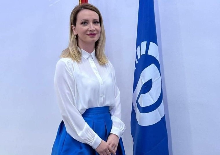 Hoqi dorë nga lista e hapur, reagon Manjola Nikollo