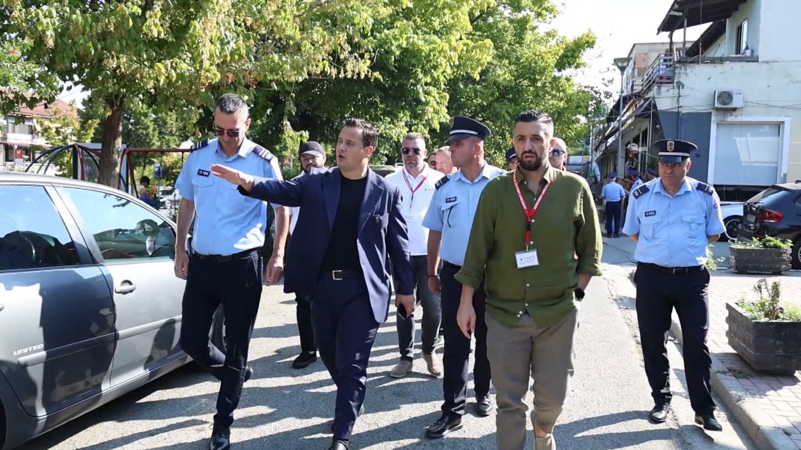 Aksion në Kombinat për lirimin e hapësirave publike, nis prishja e ...