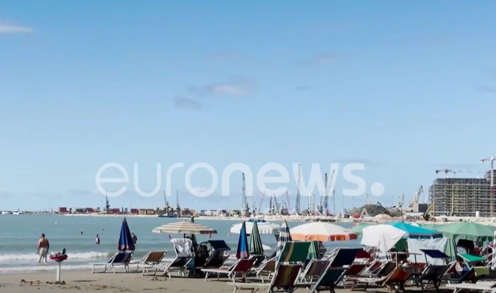 Turizmi në Durrës zgjat deri në tetor