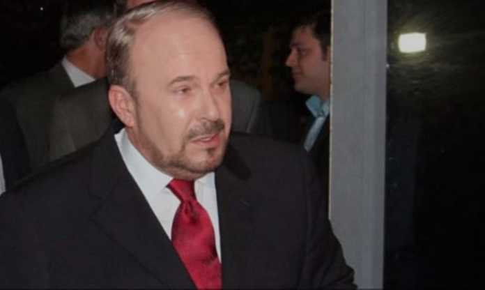 kush ishte lideri historik i PS Fatos Nano