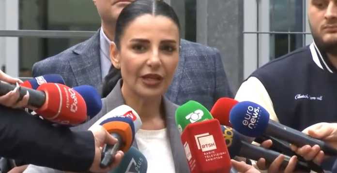 Belinda Balluku flet pas daljes nga SPAK - Euronews Albania