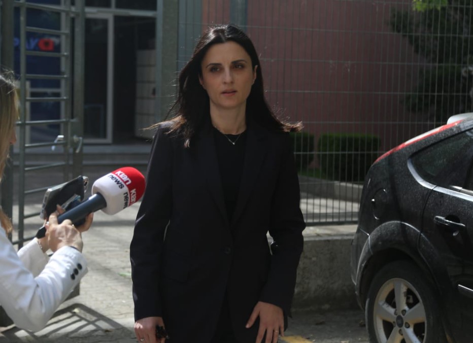 Përmbytjet në Durrës, kallëzohet në SPAK kryebashkiakja Emiriana Sako ...