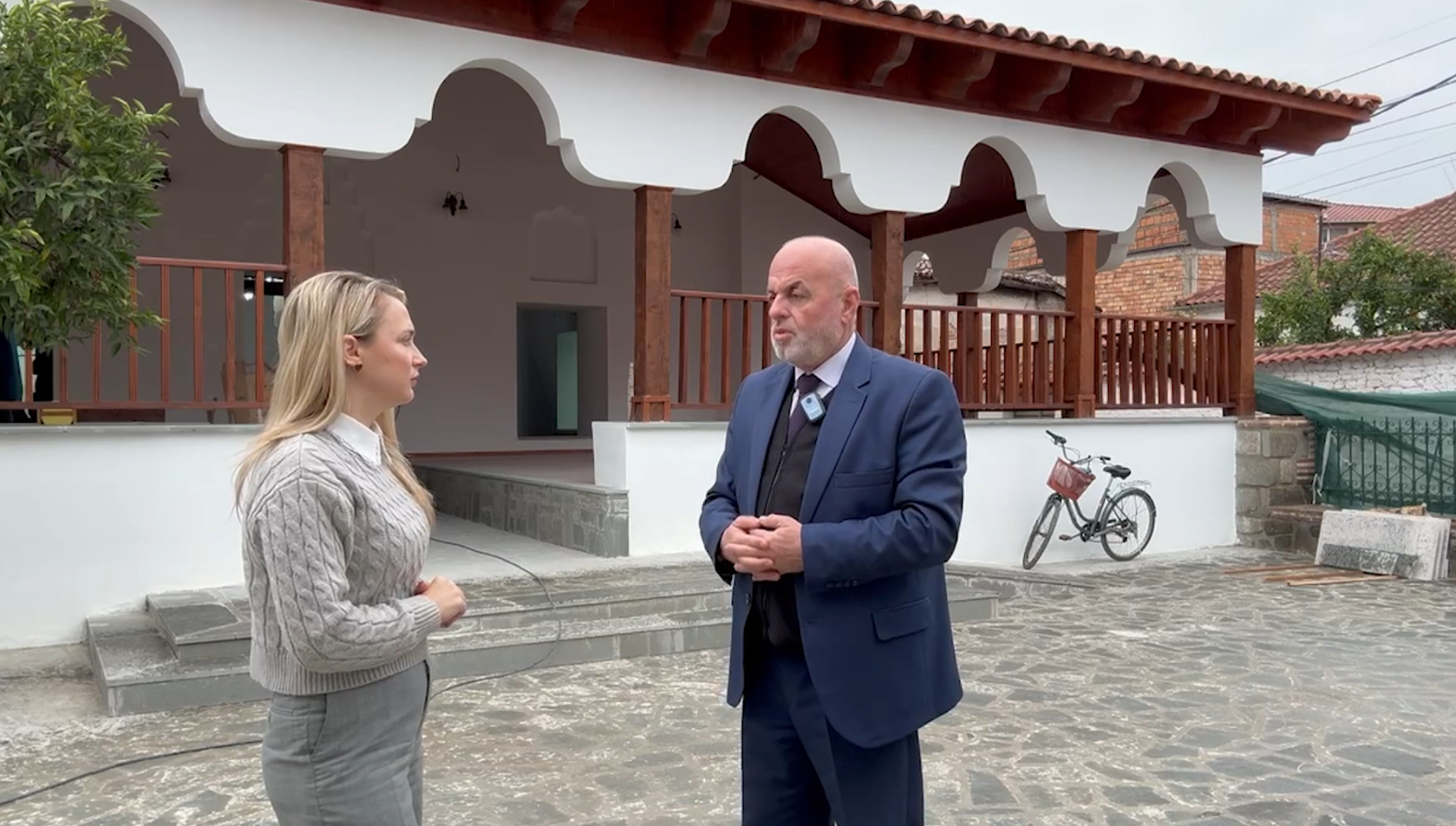 Rikonstruktohet Xhamia Mbret: Myftiu i Elbasanit: Pas 533 vitesh po ...